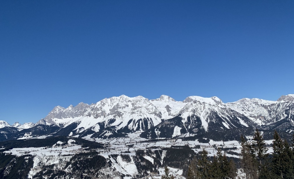 Carre's Grammar School - Skiing in Schladming